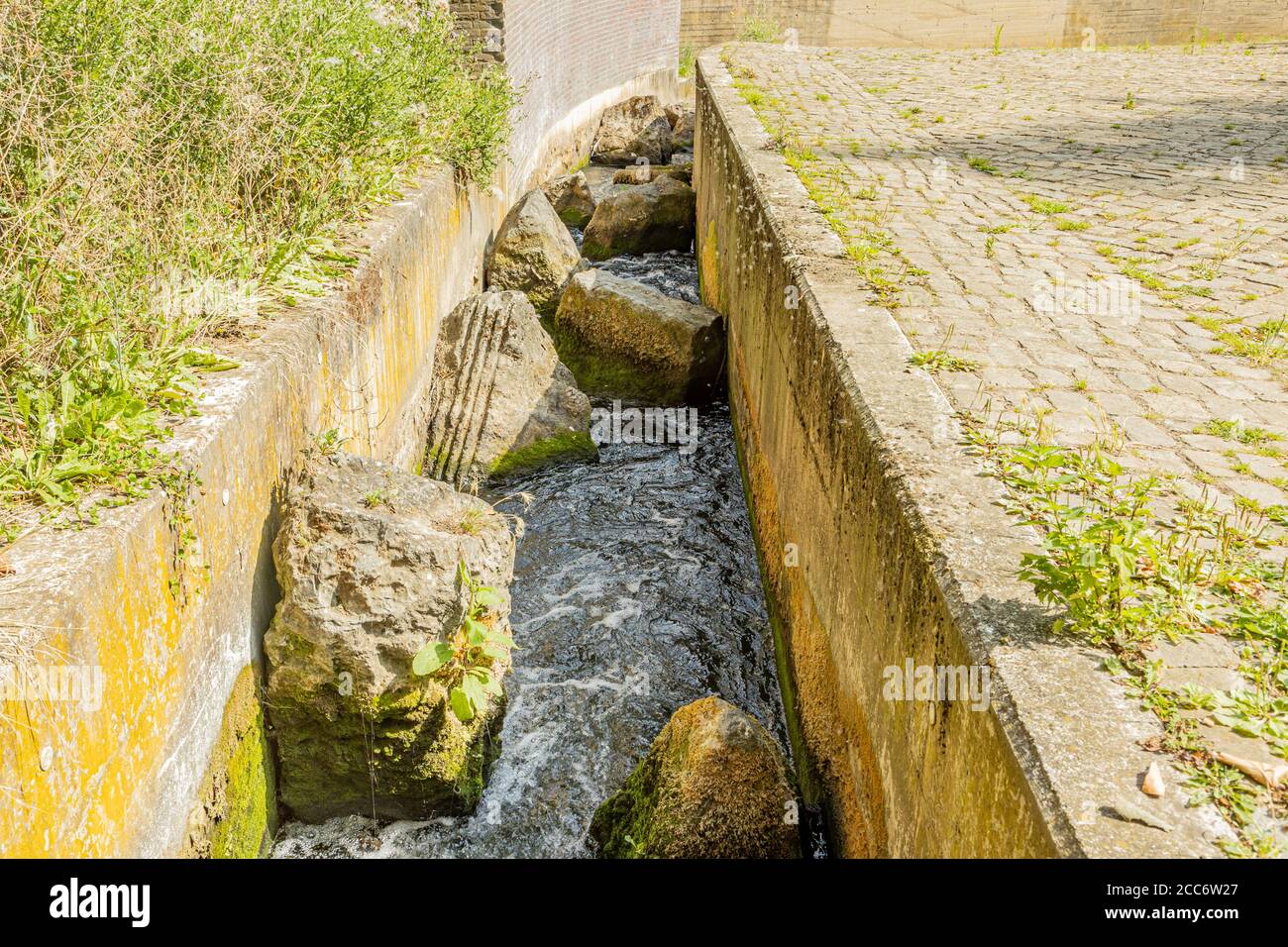 Fish passage in ditch hi-res stock photography and images - Alamy