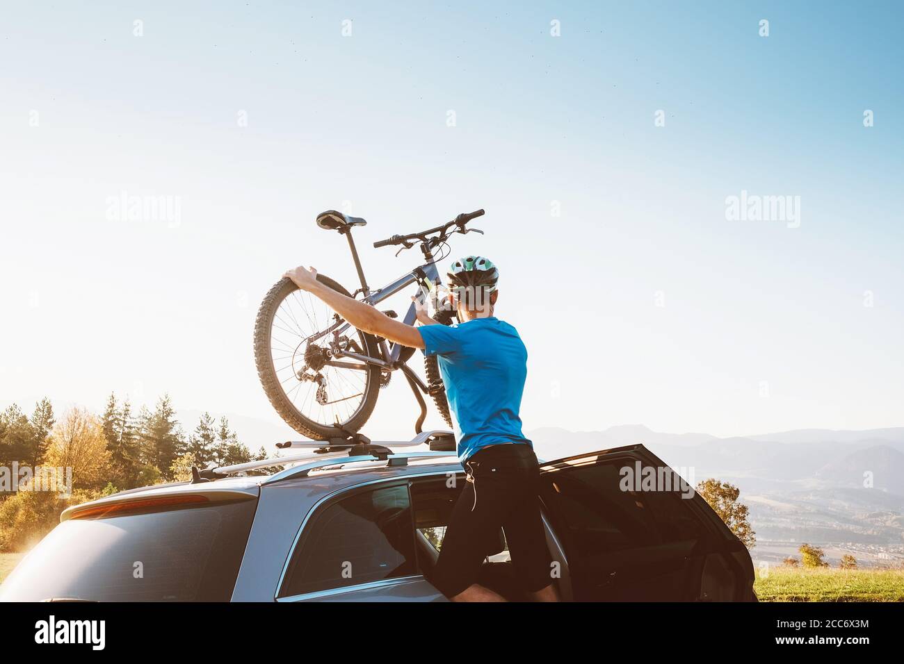 Car rack hi-res stock photography and images - Alamy