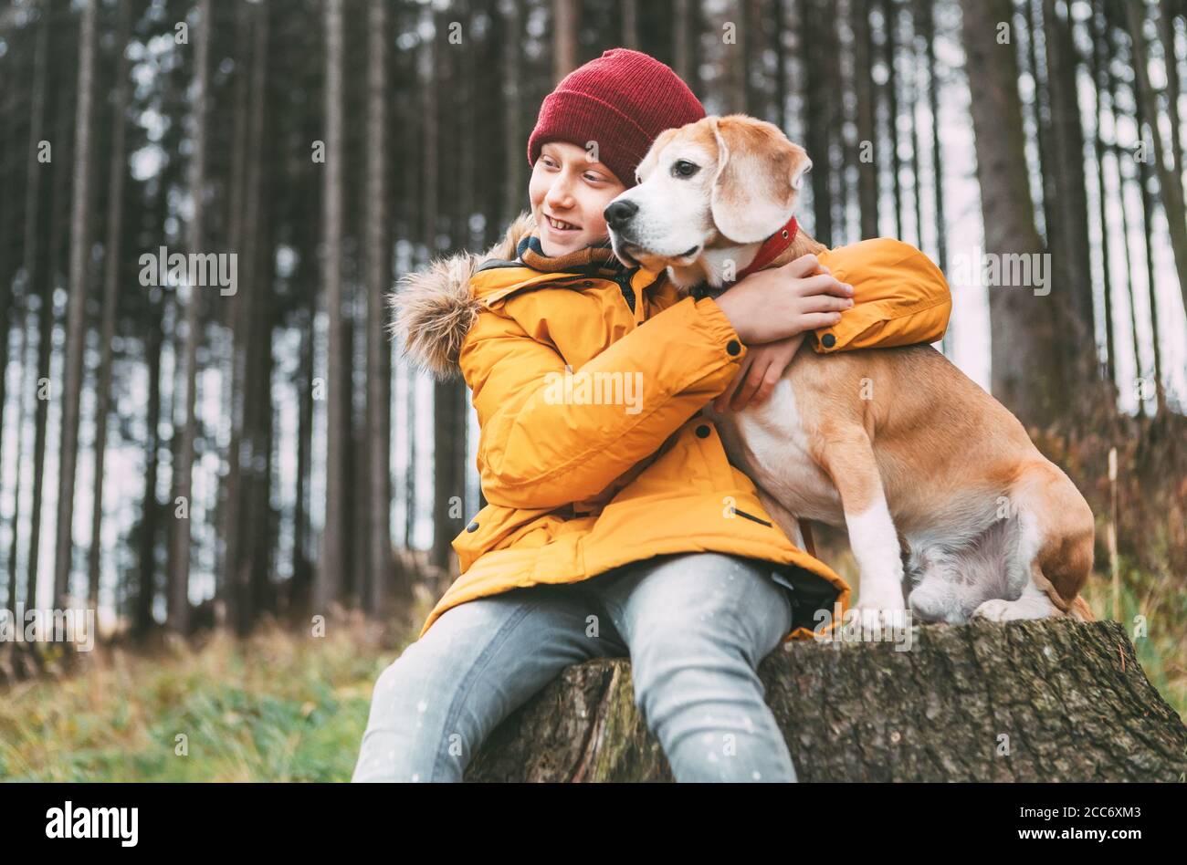 Child puffer jacket hi-res stock photography and images - Alamy