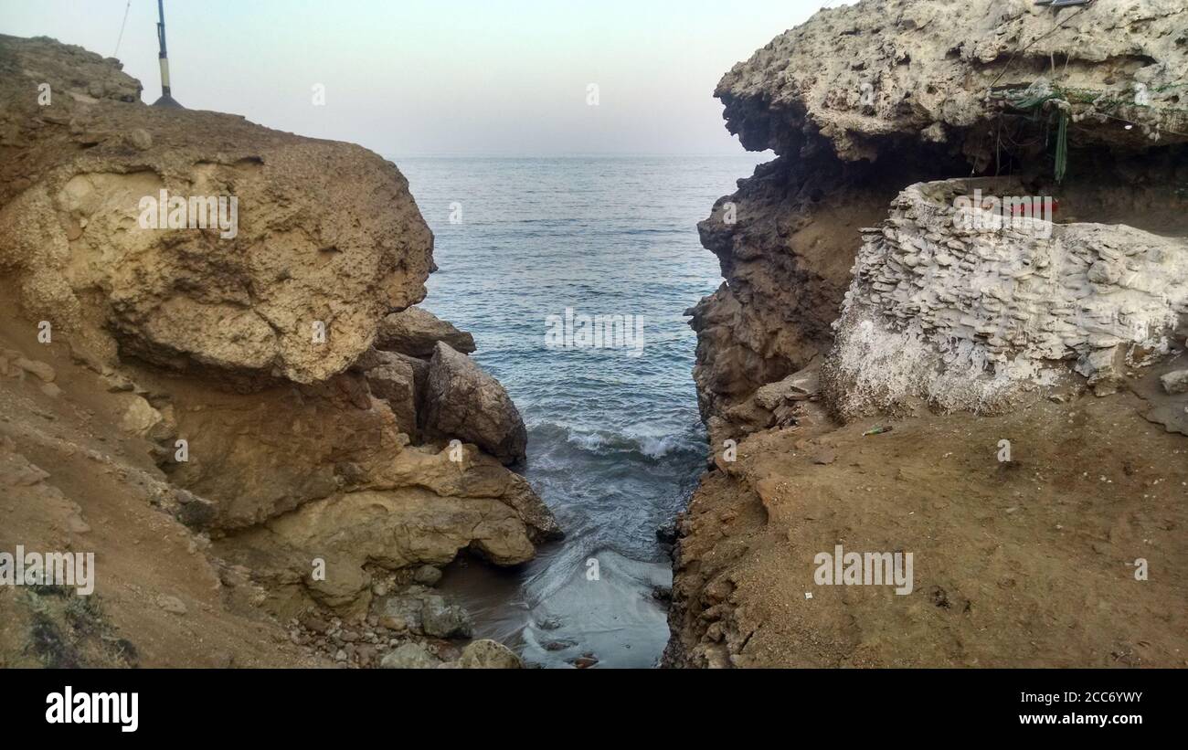Rock Stone Beach Mubarak Village Balochistan Pakistan Stock Photo - Alamy