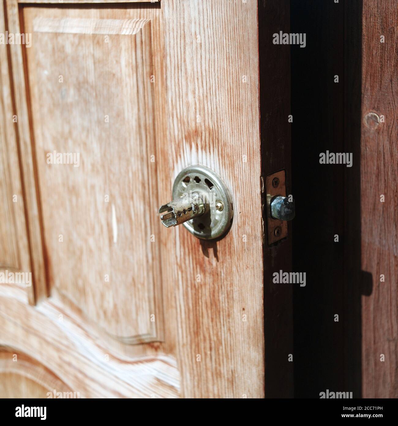 Open door with damaged lock, concept of burglary, outdoor closeup Stock ...