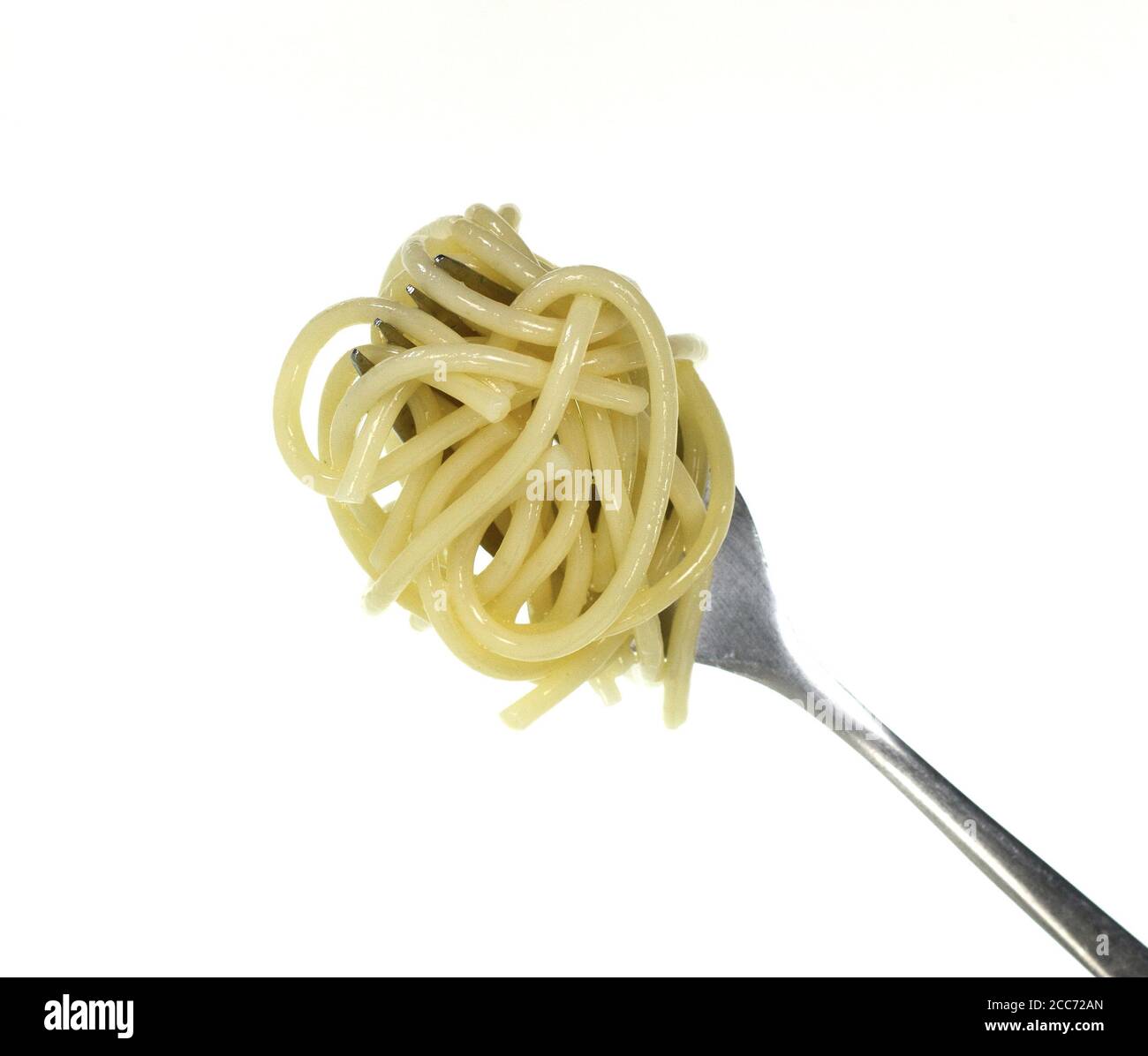Boiled spaghetti on white background. Spaghetti - Plain Italian ...