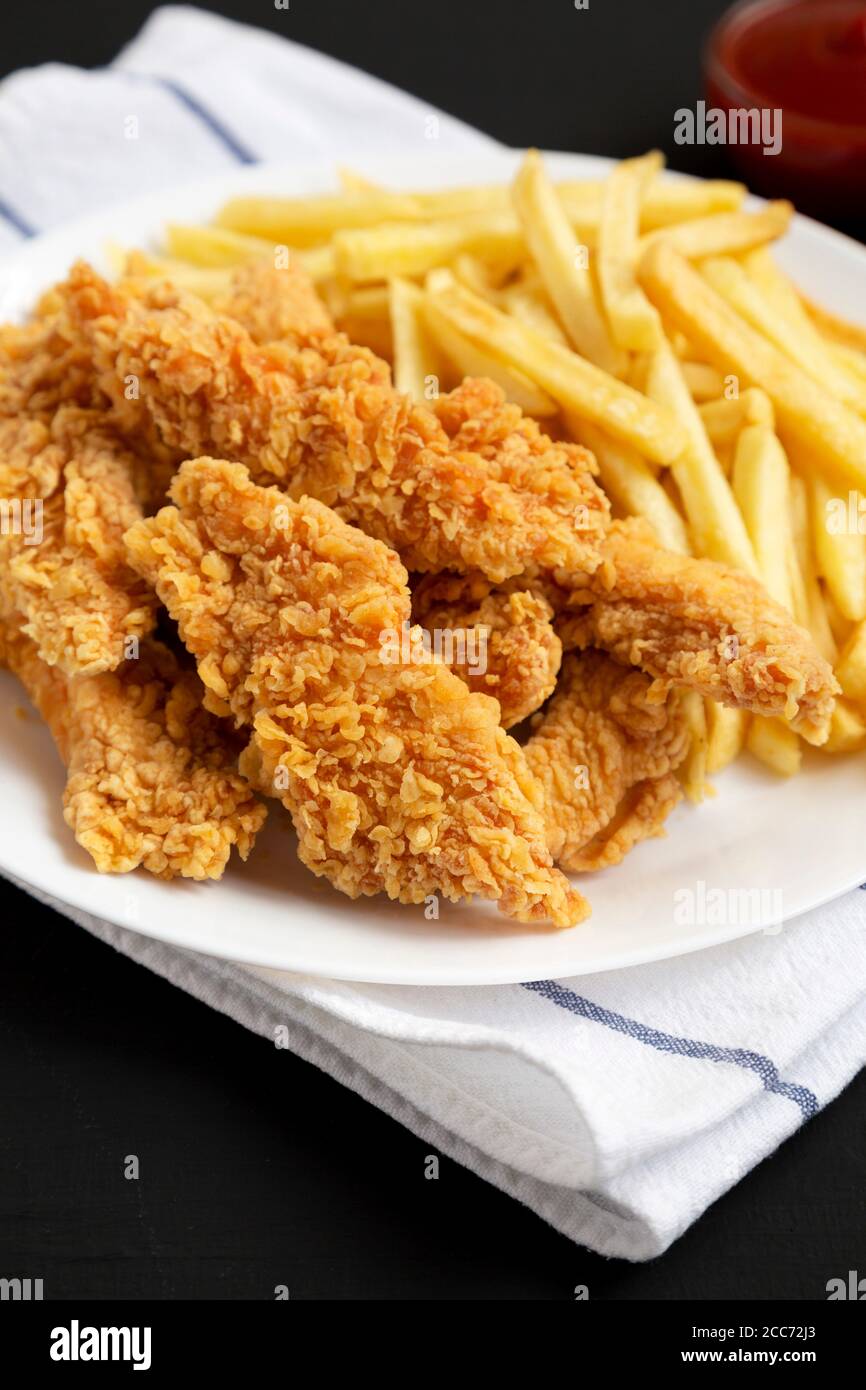Chicken tenders hi-res stock photography and images - Alamy