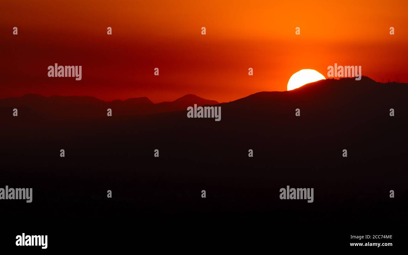Earth sun distance hi-res stock photography and images - Alamy