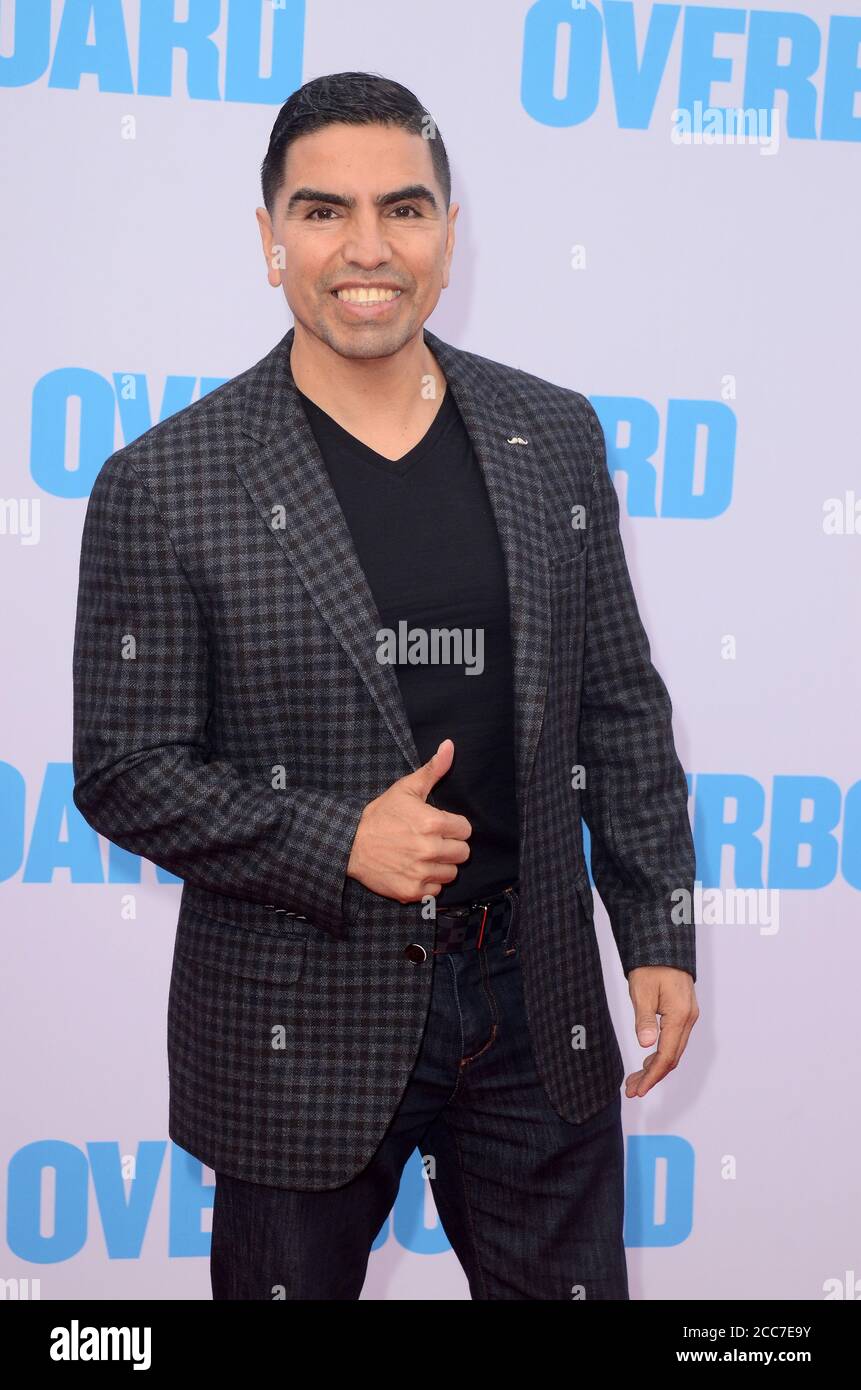 LOS ANGELES - APR 30: Eddie Sotelo at the Overboard Los Angeles ...