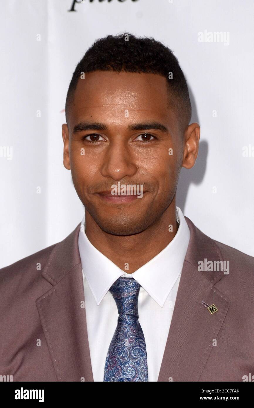 LOS ANGELES - APR 7: Elliot Knight at the My Friend's Place 30th ...