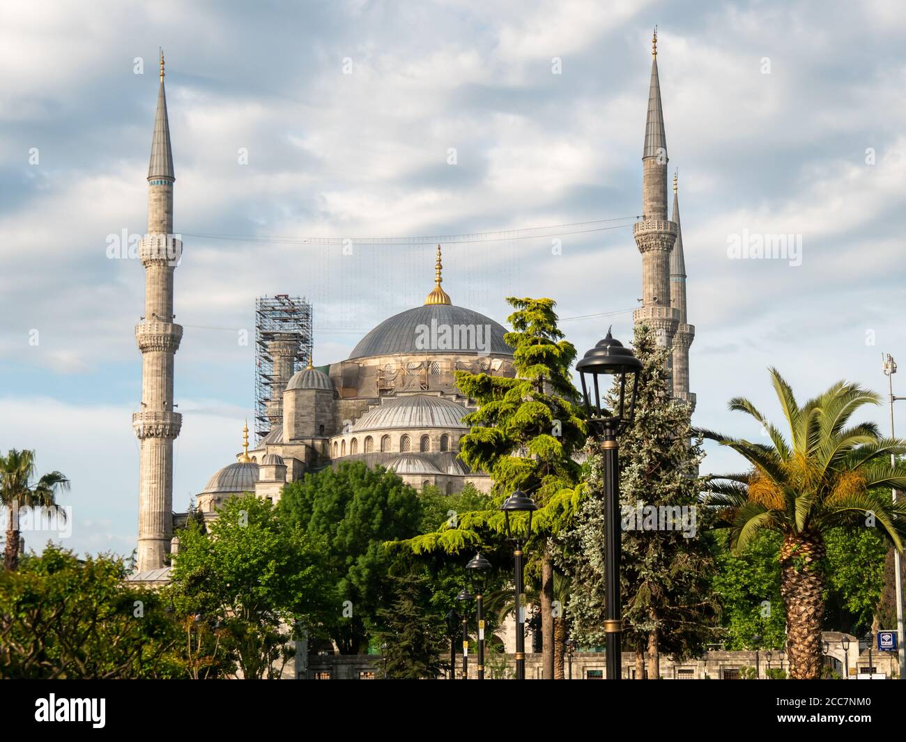 Close to blue mosque hi-res stock photography and images - Alamy