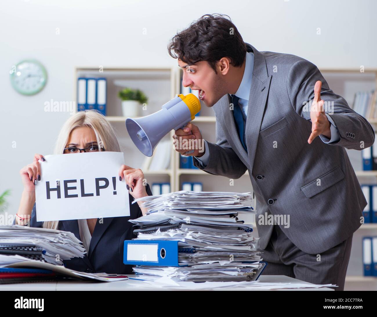 The angry boss yelling at his assistant secretary Stock Photo - Alamy
