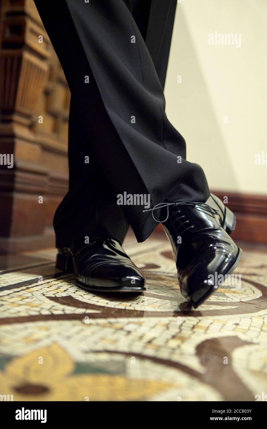 Legs man in business suit hi-res stock photography and images - Alamy