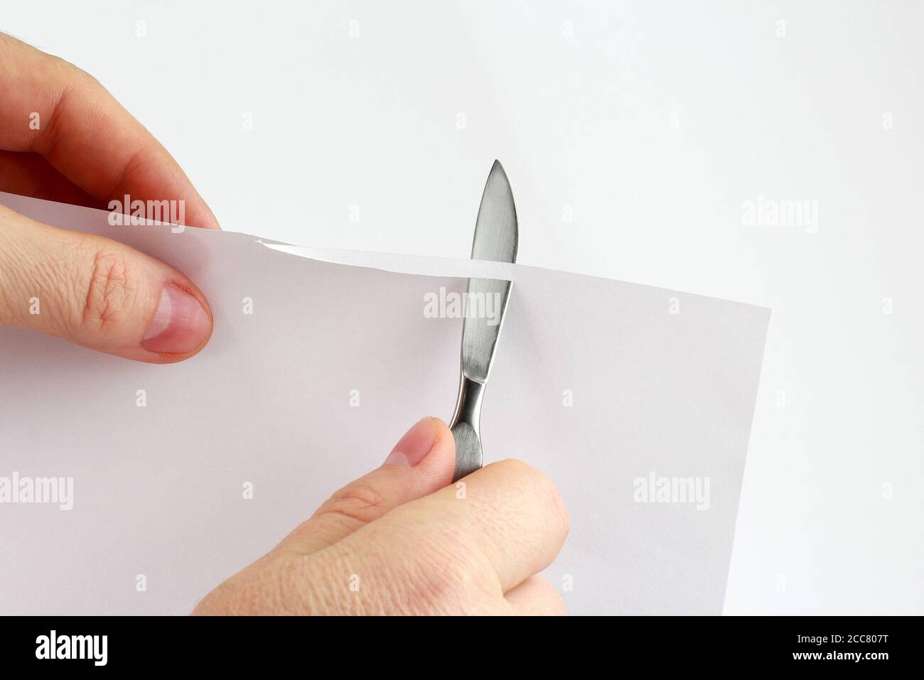 Scalpel paper hi-res stock photography and images - Alamy