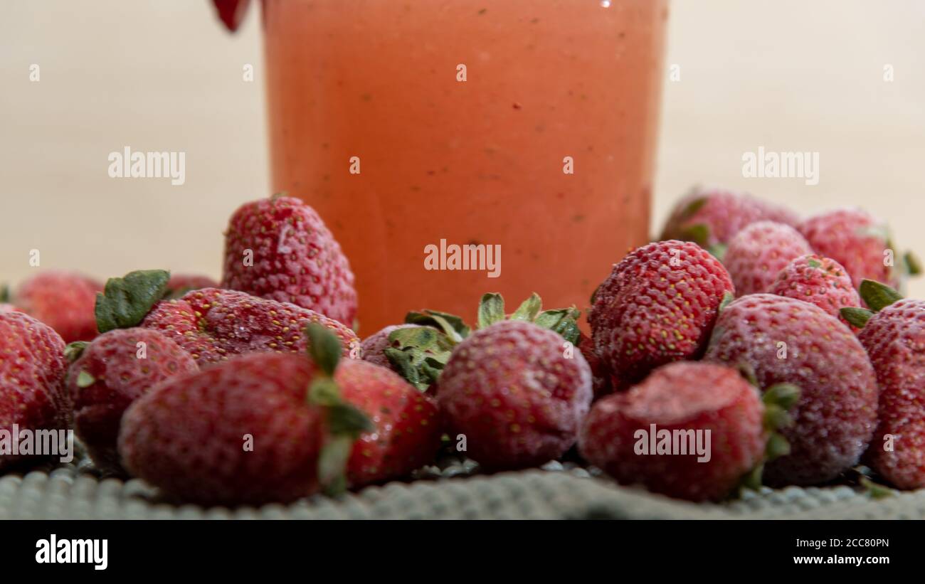 Fragaria spp hi-res stock photography and images - Alamy