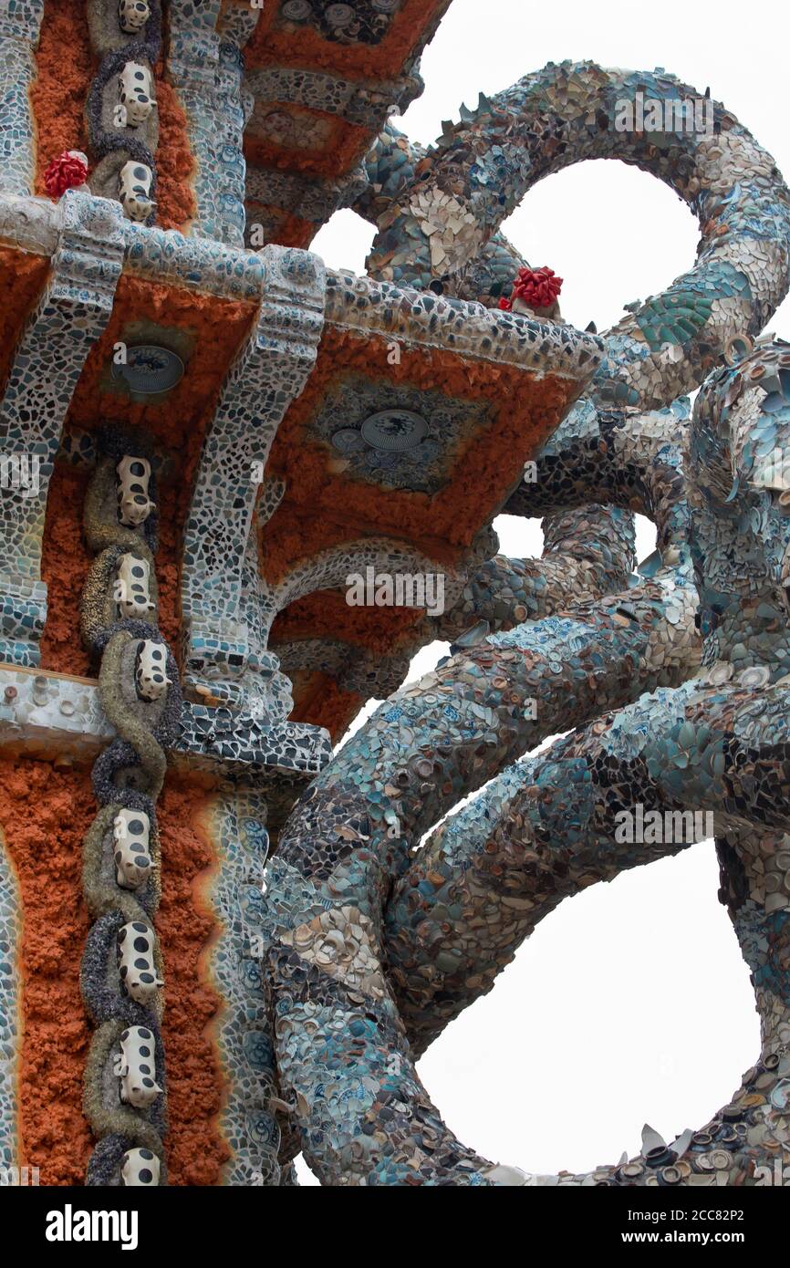 Porcelain House (China House) Tianjin, China Stock Photo - Alamy