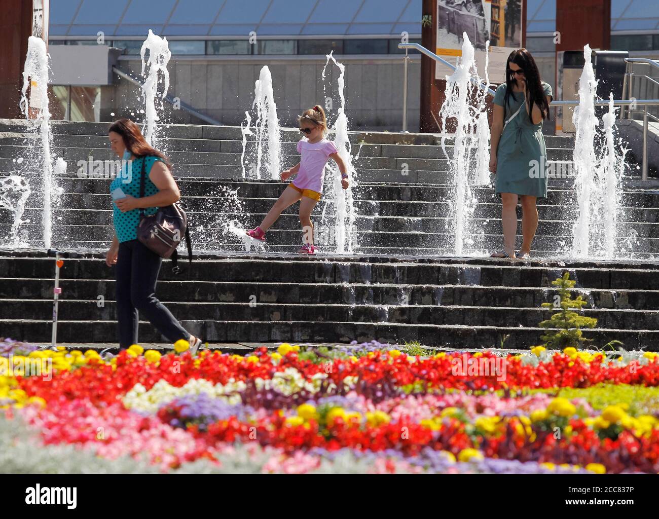 Heat wave in ukraine hi-res stock photography and images - Alamy
