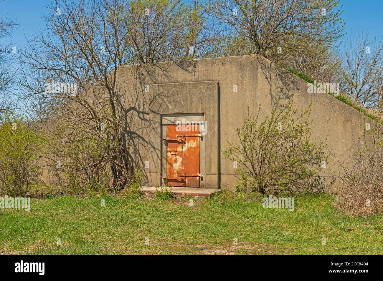 Explosives bunker hi-res stock photography and images - Alamy