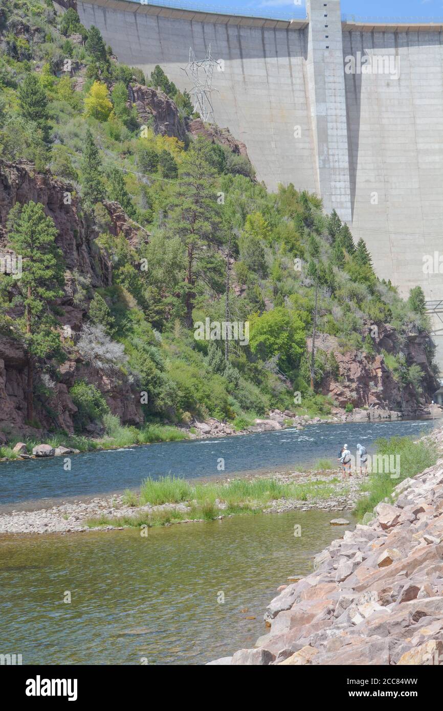 Flaming Gorge Dam Reservoir spills into the Green River, Utah Stock ...