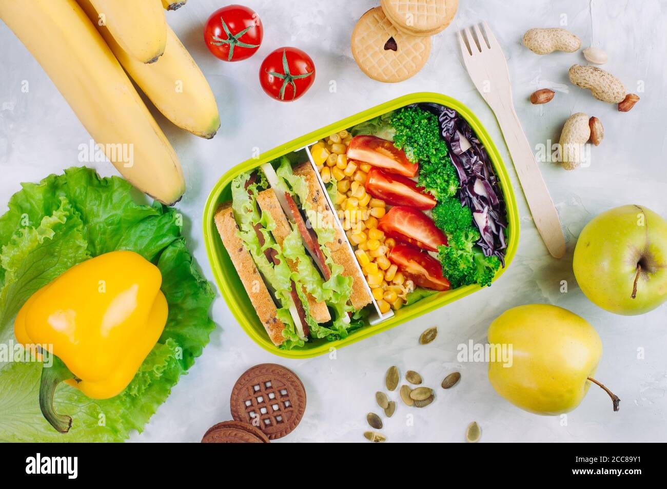 Empty sandwich box hi-res stock photography and images - Alamy