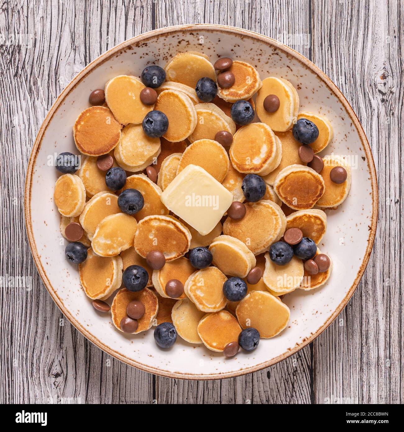 Pancake chocolate chip hi-res stock photography and images - Alamy