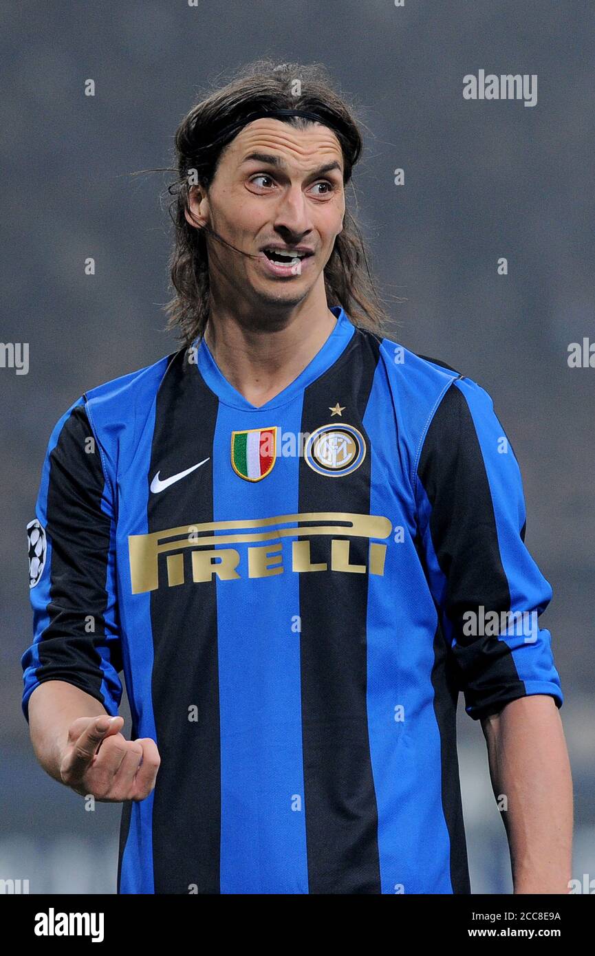 Ibrahimovic 2009 hi-res stock photography and images - Alamy