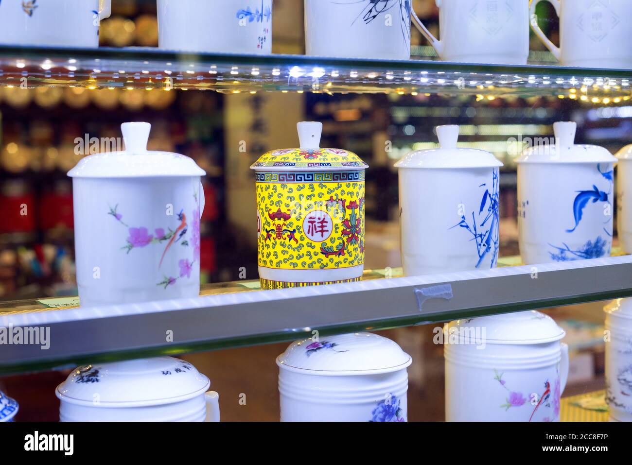 Chinese teapots and cups in a shop window , Hong Kong, China Stock ...