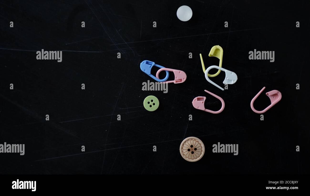 Safety pins top view hi-res stock photography and images - Alamy