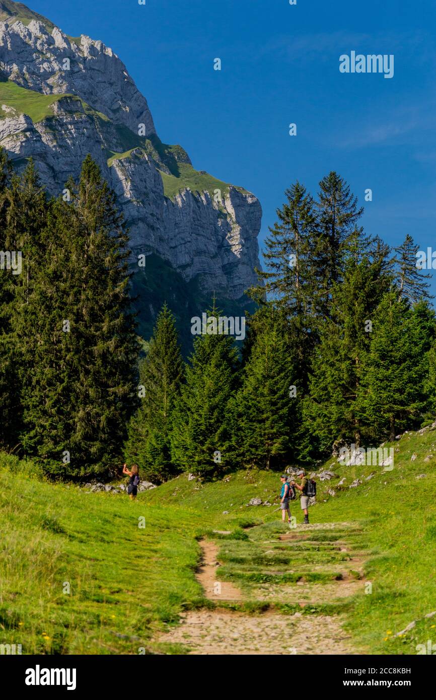 Beautiful exploration tour through the Appenzell mountains in ...