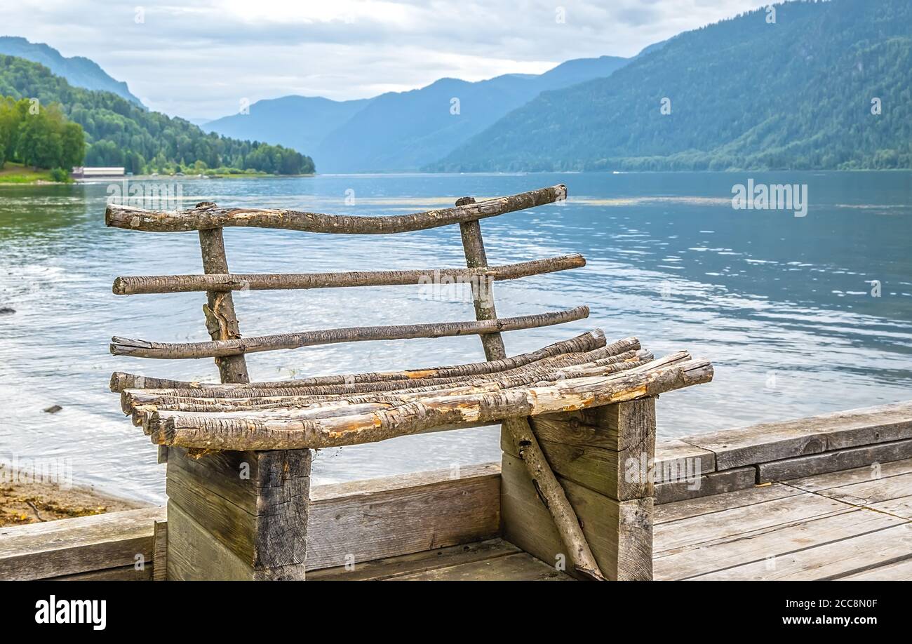 Empty wooden bench made tree hi-res stock photography and images - Alamy