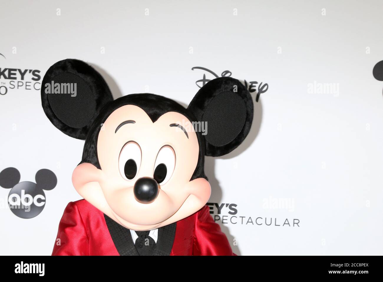 LOS ANGELES - OCT 6: Mickey Mouse at the Mickey's 90th Spectacular ...