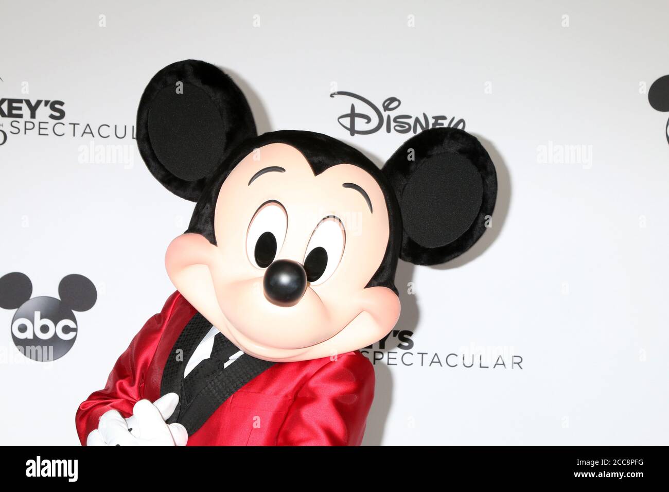 LOS ANGELES - OCT 6: Mickey Mouse at the Mickey's 90th Spectacular ...