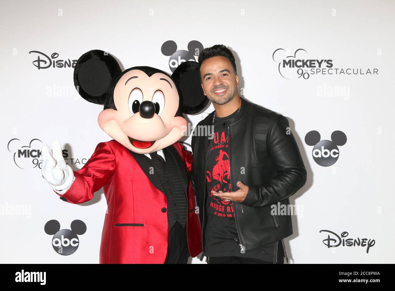 LOS ANGELES - OCT 6: Mickey Mouse, Luis Fonsi at the Mickey's 90th ...