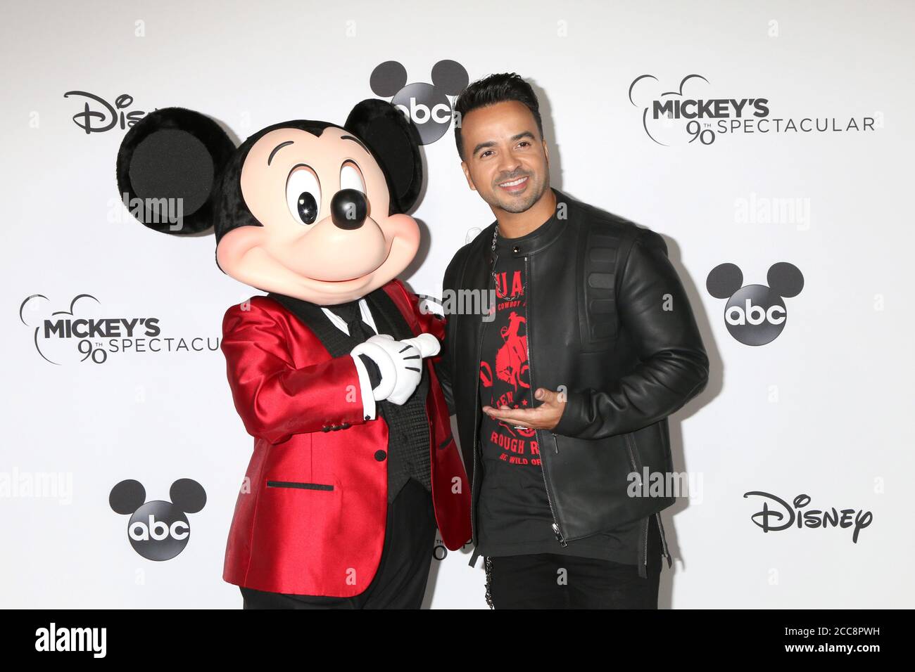 LOS ANGELES - OCT 6: Mickey Mouse, Luis Fonsi at the Mickey's 90th ...