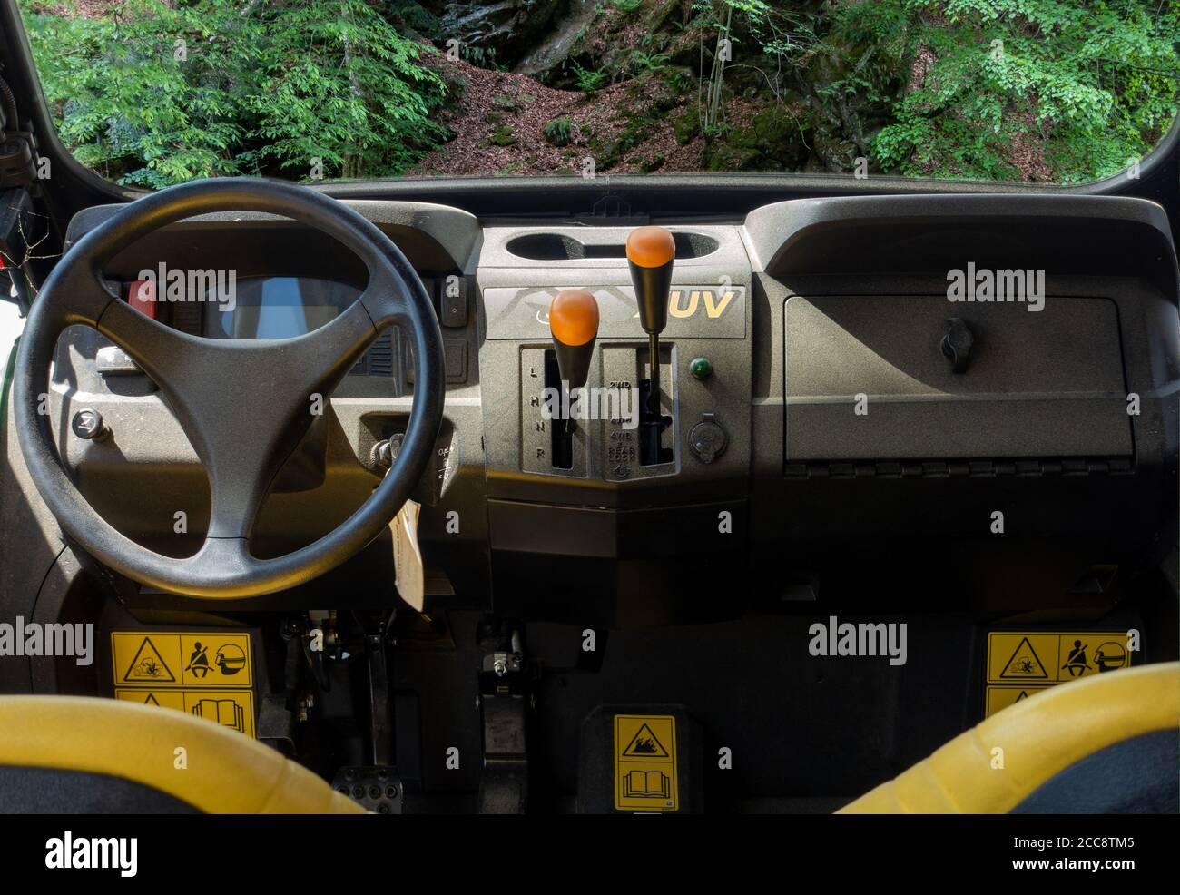 Traktor cockpit hi-res stock photography and images - Alamy