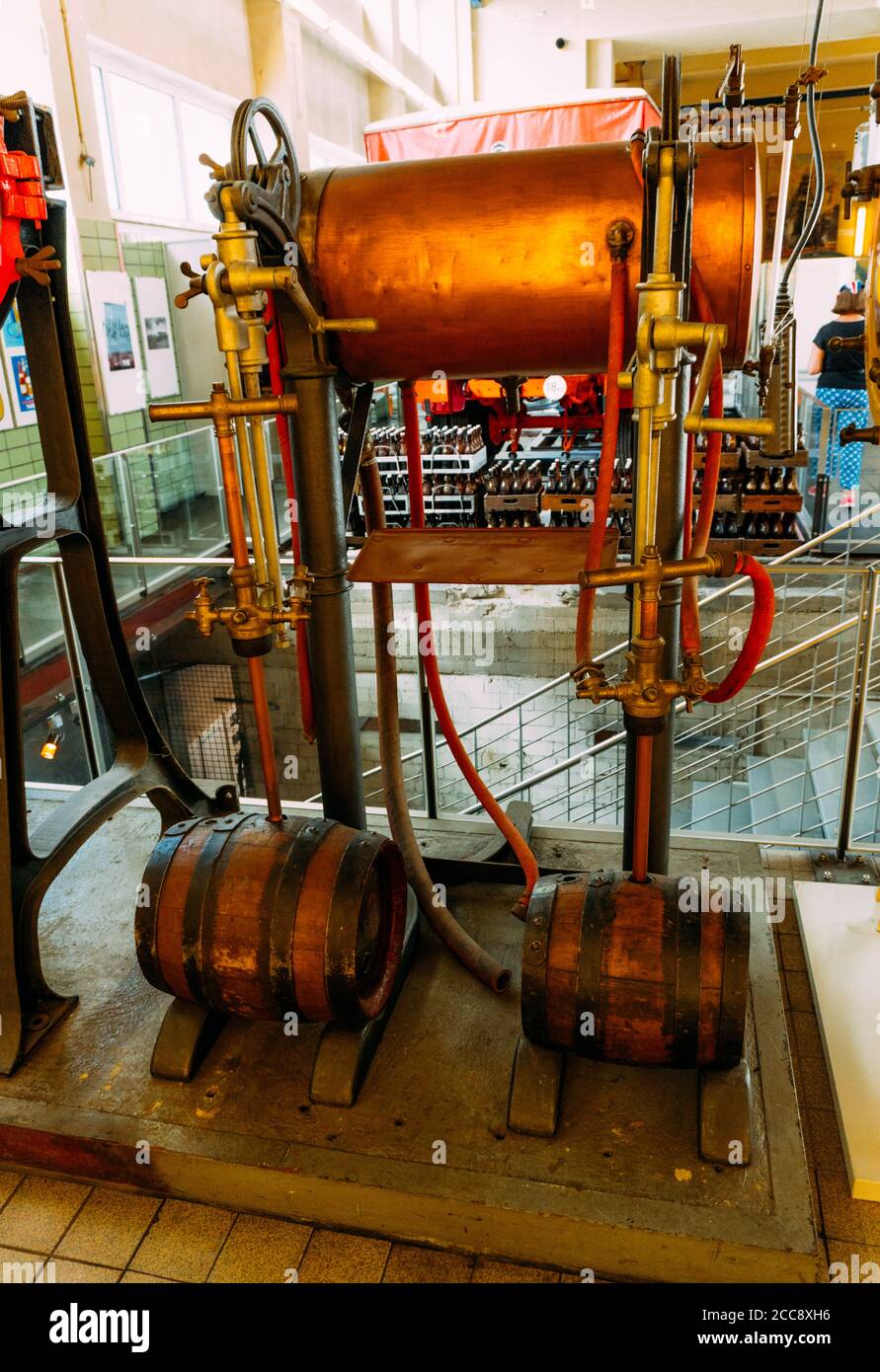 Lager maker hi-res stock photography and images - Alamy