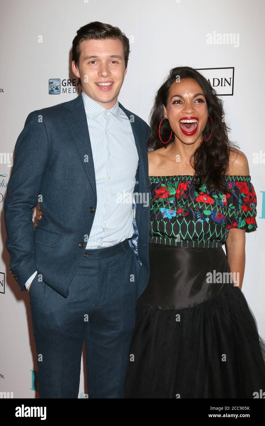 Nick robinson rosario dawson hi-res stock photography and images - Alamy