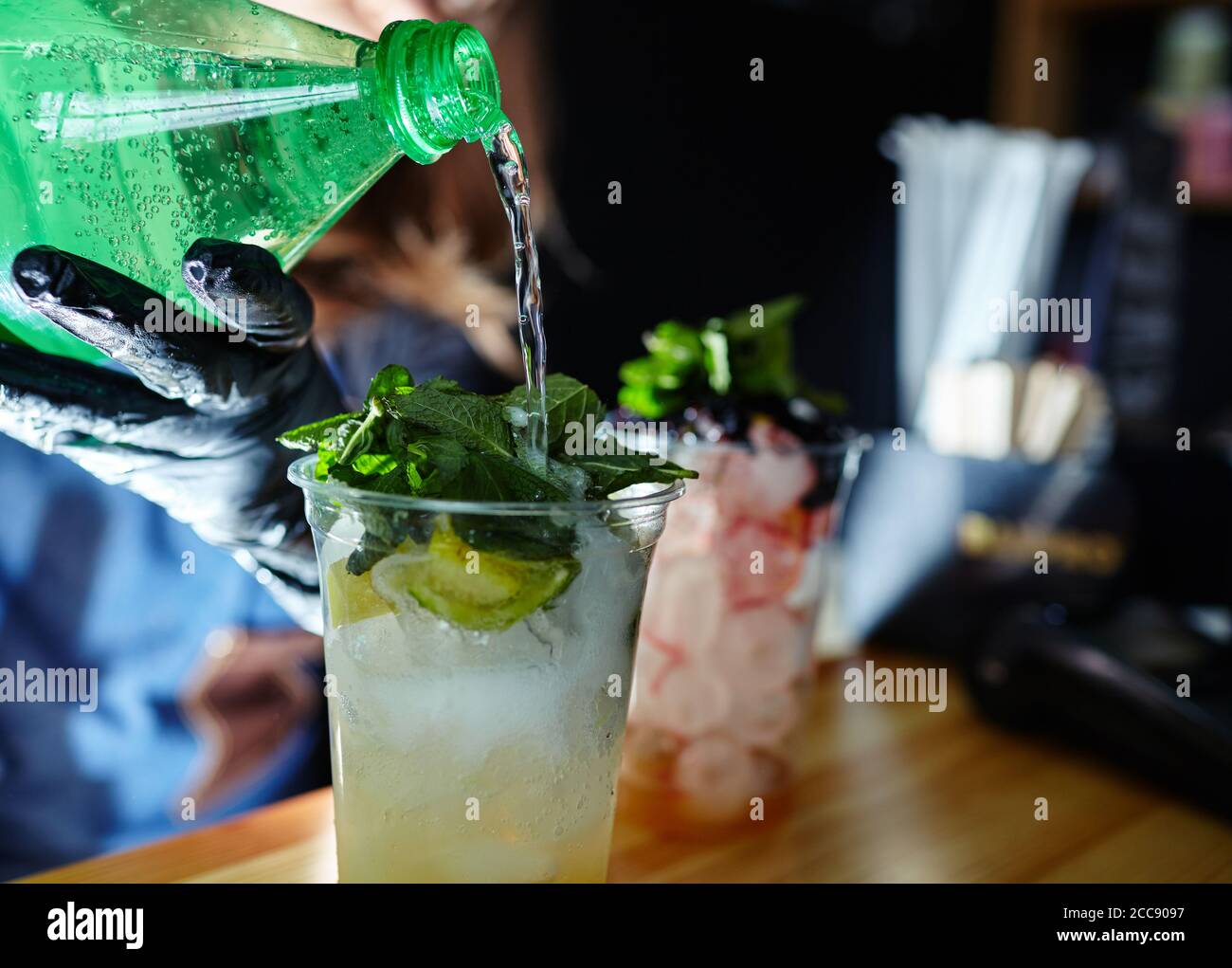 Black bartender hi-res stock photography and images - Alamy