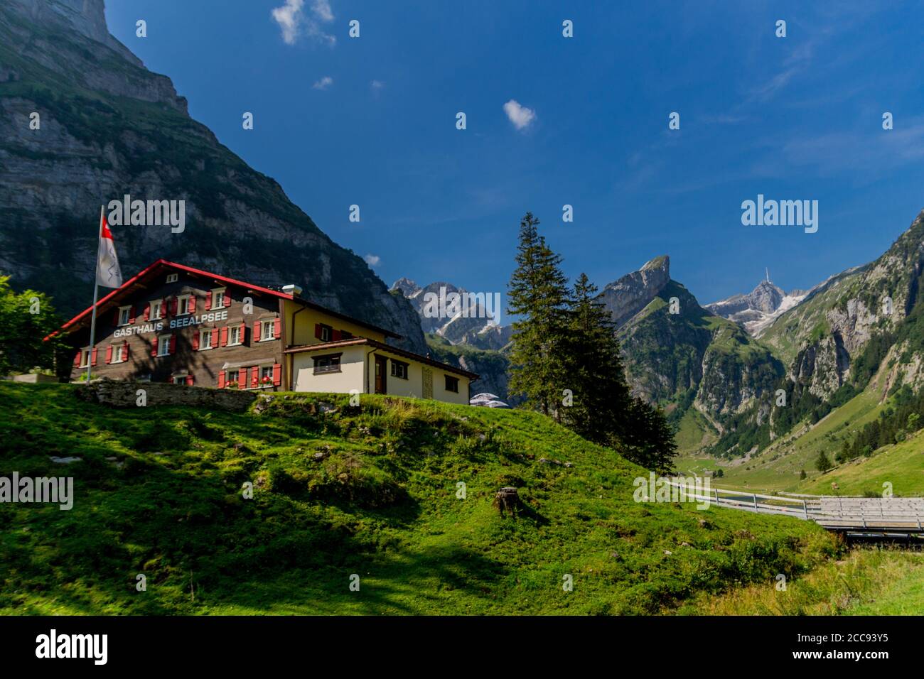 Beautiful exploration tour through the Appenzell mountains in ...