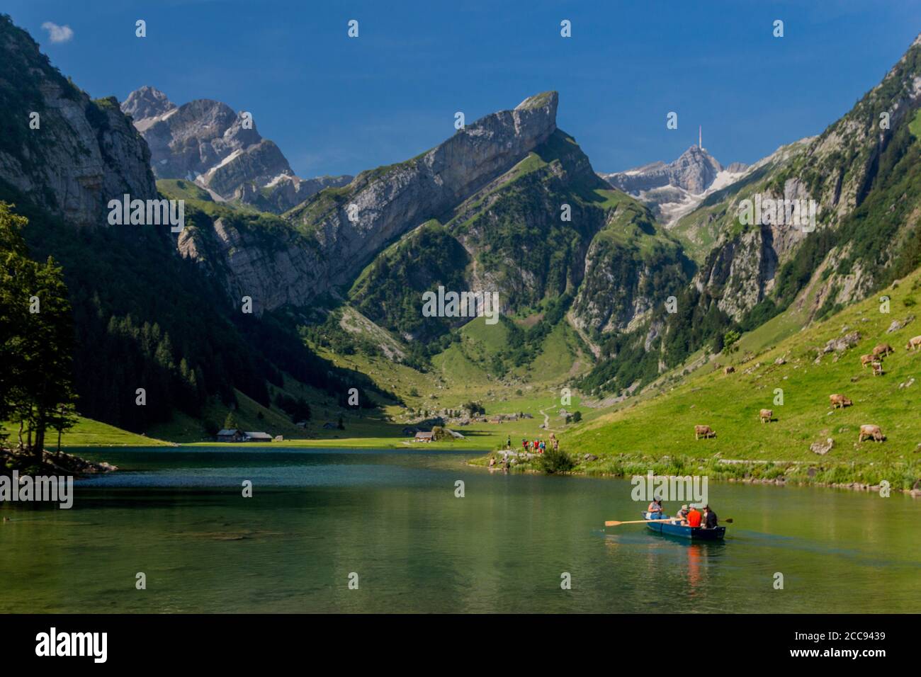 Beautiful exploration tour through the Appenzell mountains in ...