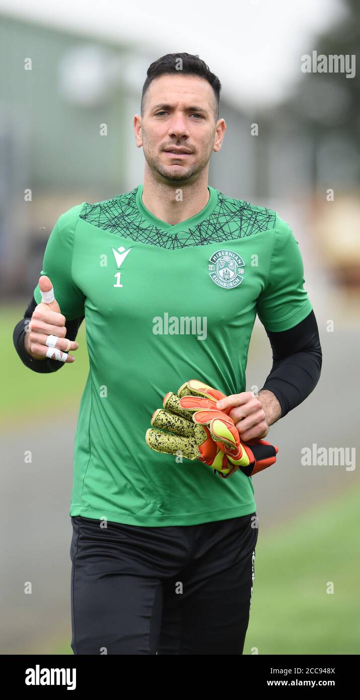 St Johnstone Goalkeeper High Resolution Stock Photography and Images ...