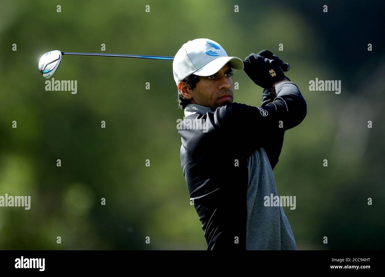Aaron rai tees off hi-res stock photography and images - Alamy