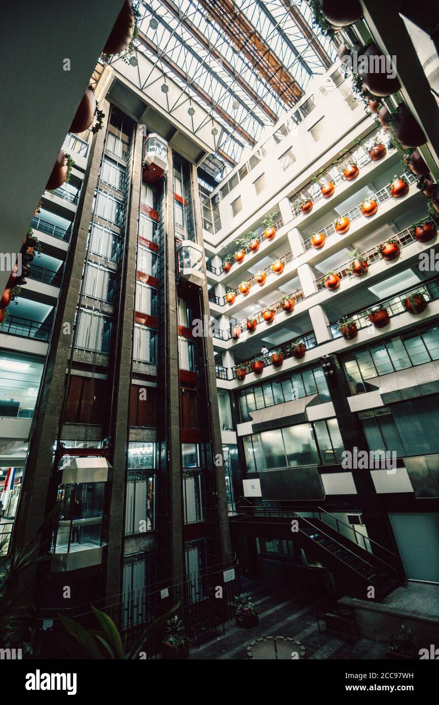 Visitar arquitectura hi-res stock photography and images - Alamy