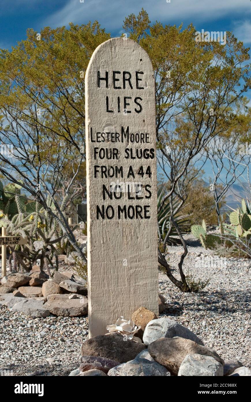 Grave at Boothill Graveyard in Tombstone, Arizona, USA Stock Photo - Alamy