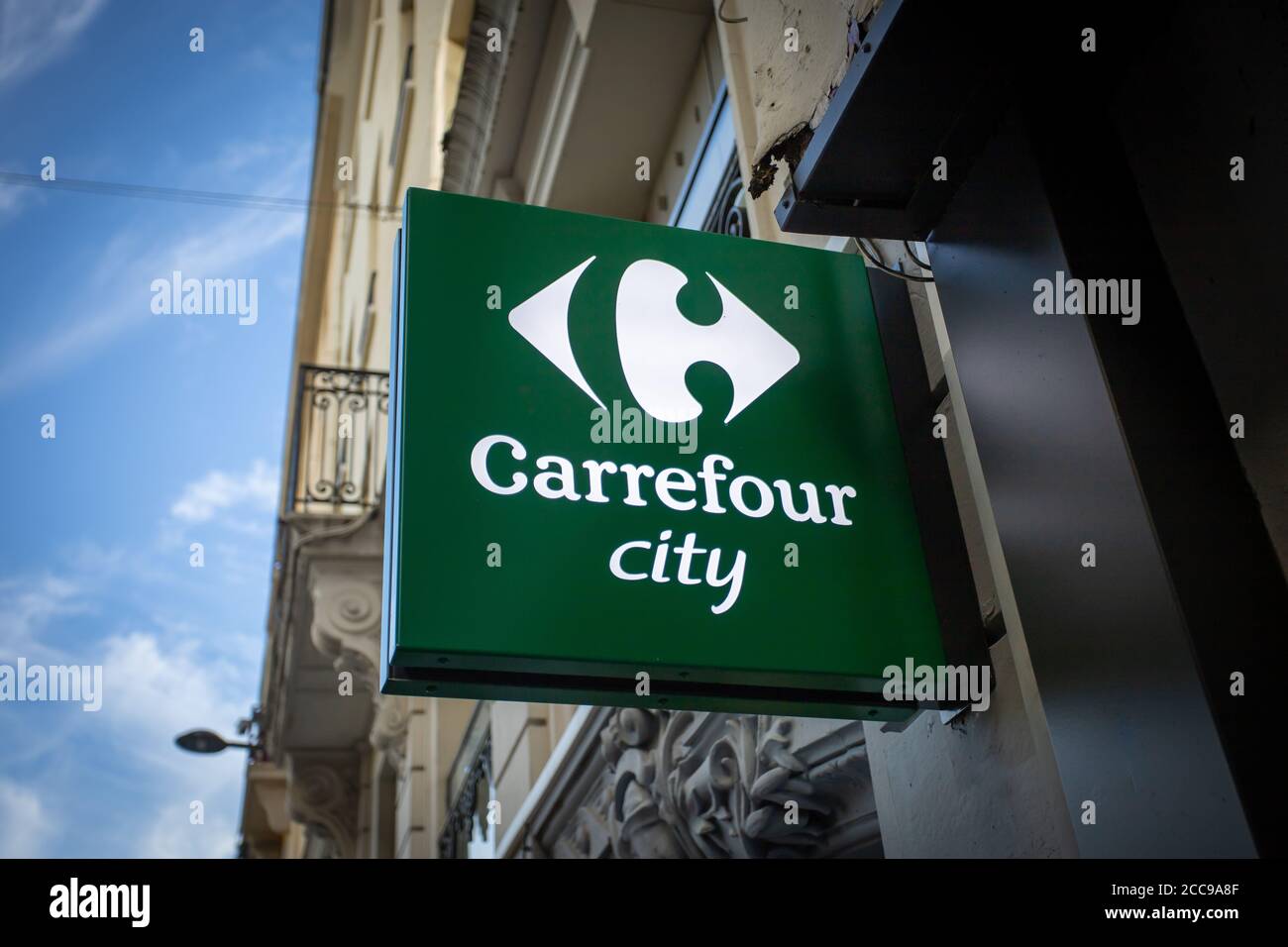 Carrefour city hi-res stock photography and images - Alamy