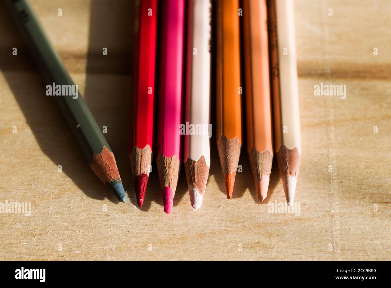 Pencil sets hi-res stock photography and images - Alamy