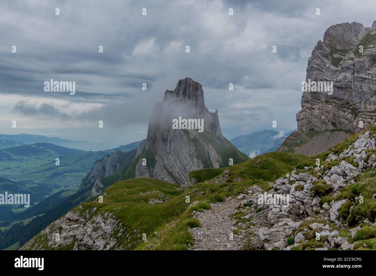 Beautiful exploration tour through the Appenzell mountains in ...