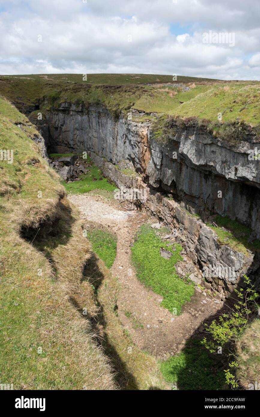 Collapsed Cavern High Resolution Stock Photography and Images - Alamy