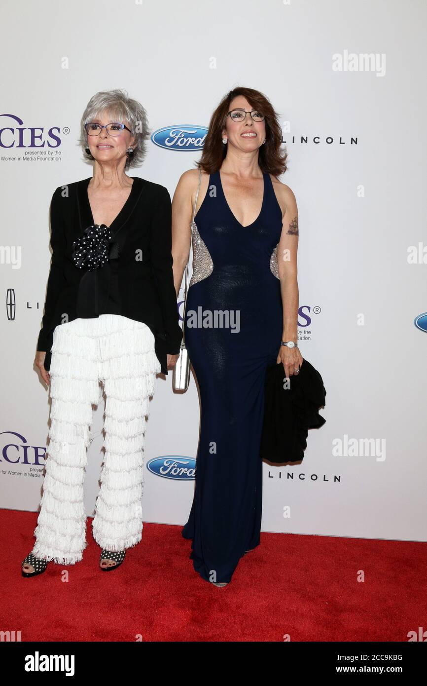 LOS ANGELES - MAY 22: Rita Moreno, Fernanda Luisa Fisher at the Gracies ...