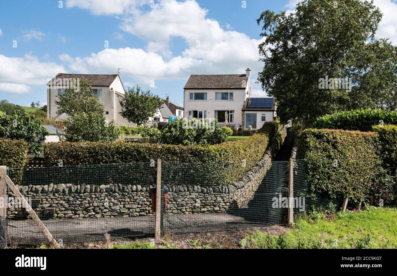 Path to Back Lane Long Preston Stock Photo - Alamy