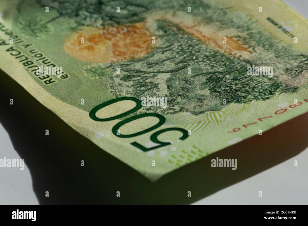 Five hundred pesos hi-res stock photography and images - Alamy