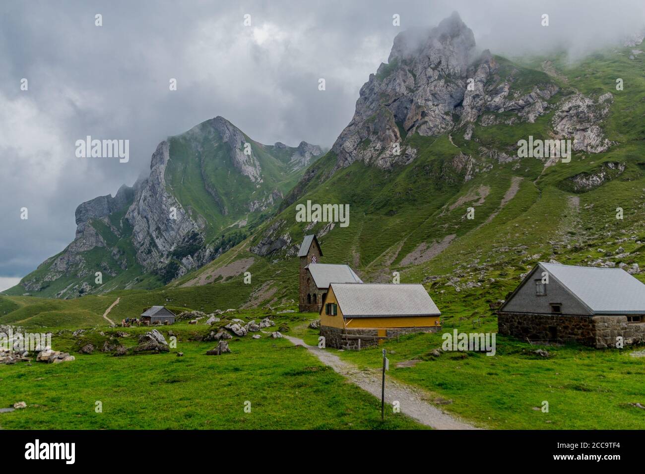 Beautiful exploration tour through the Appenzell mountains in ...