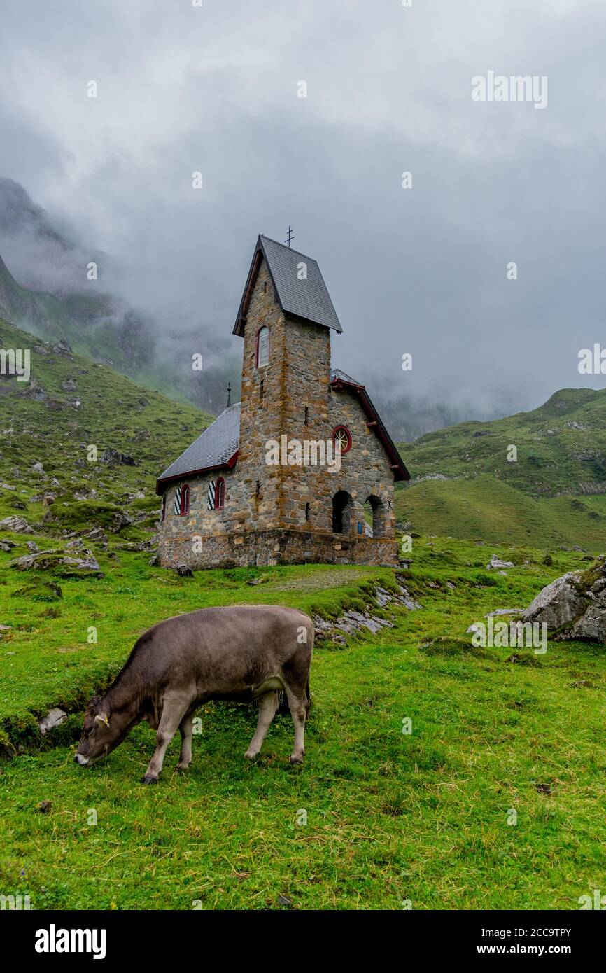 Beautiful exploration tour through the Appenzell mountains in ...