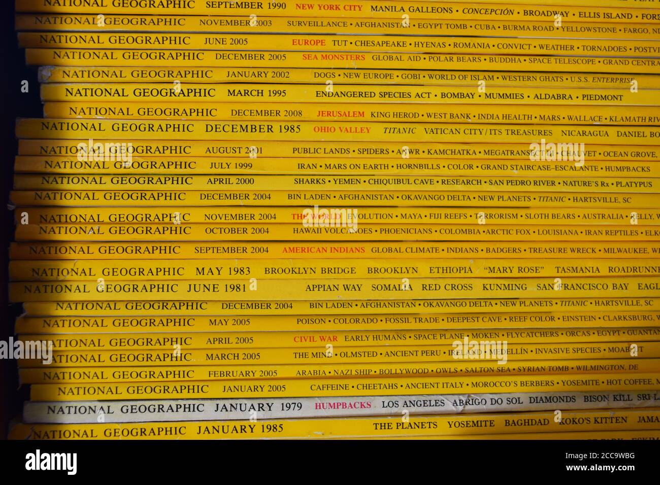 National geographic wild magazine hi-res stock photography and images ...